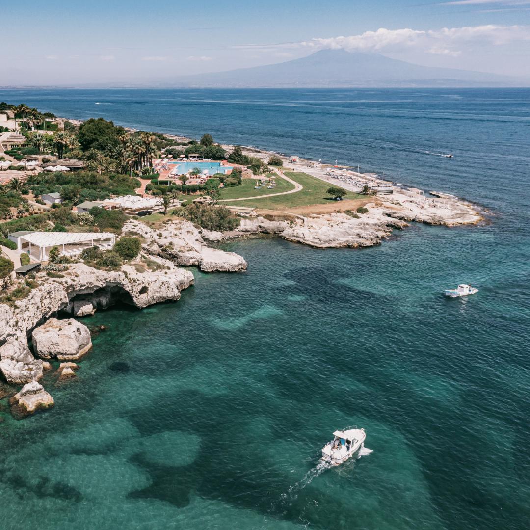 Luxury resorts in Sicily and Sardinia | Mangia’s